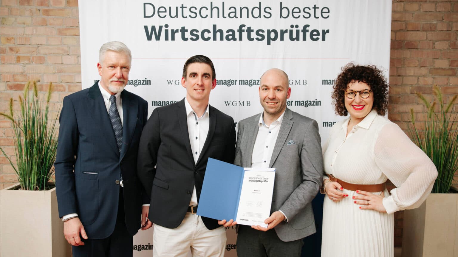 Über uns - AHW